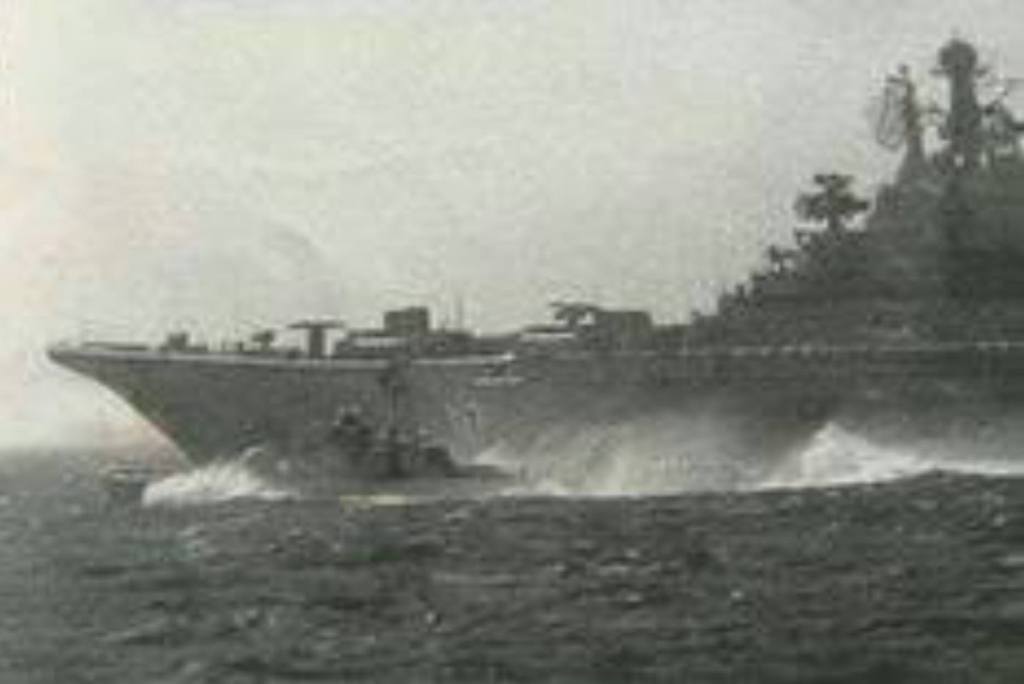 David vs. Goliath, SA Navy Strike-craft harassing the US Navy | The ...